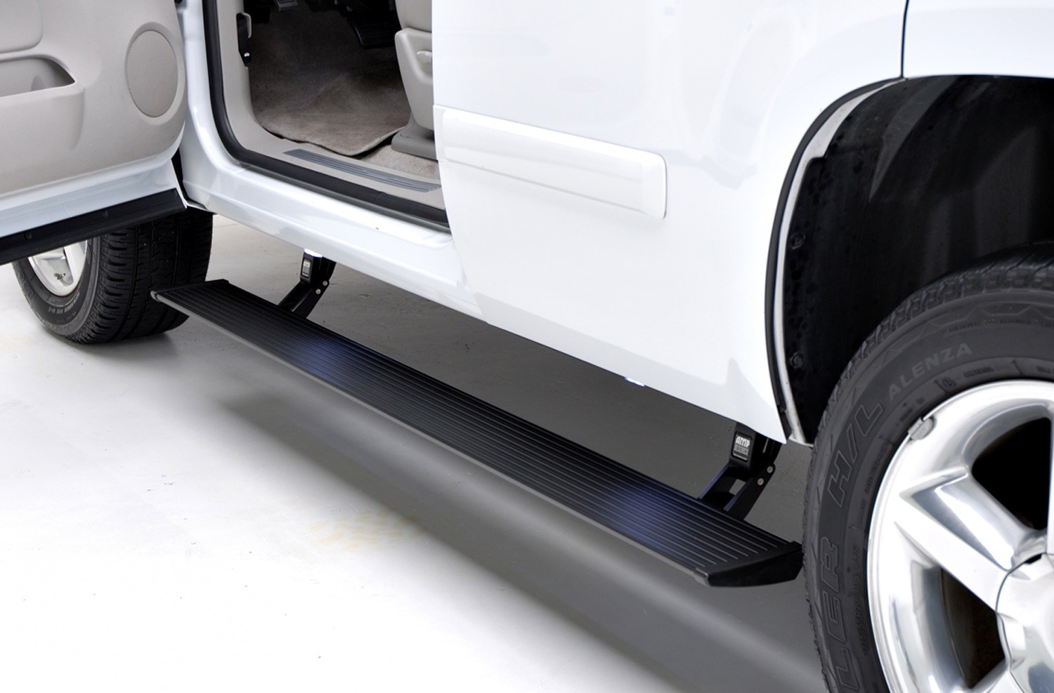 PowerBoardT NX Retractable Electric Running Boards