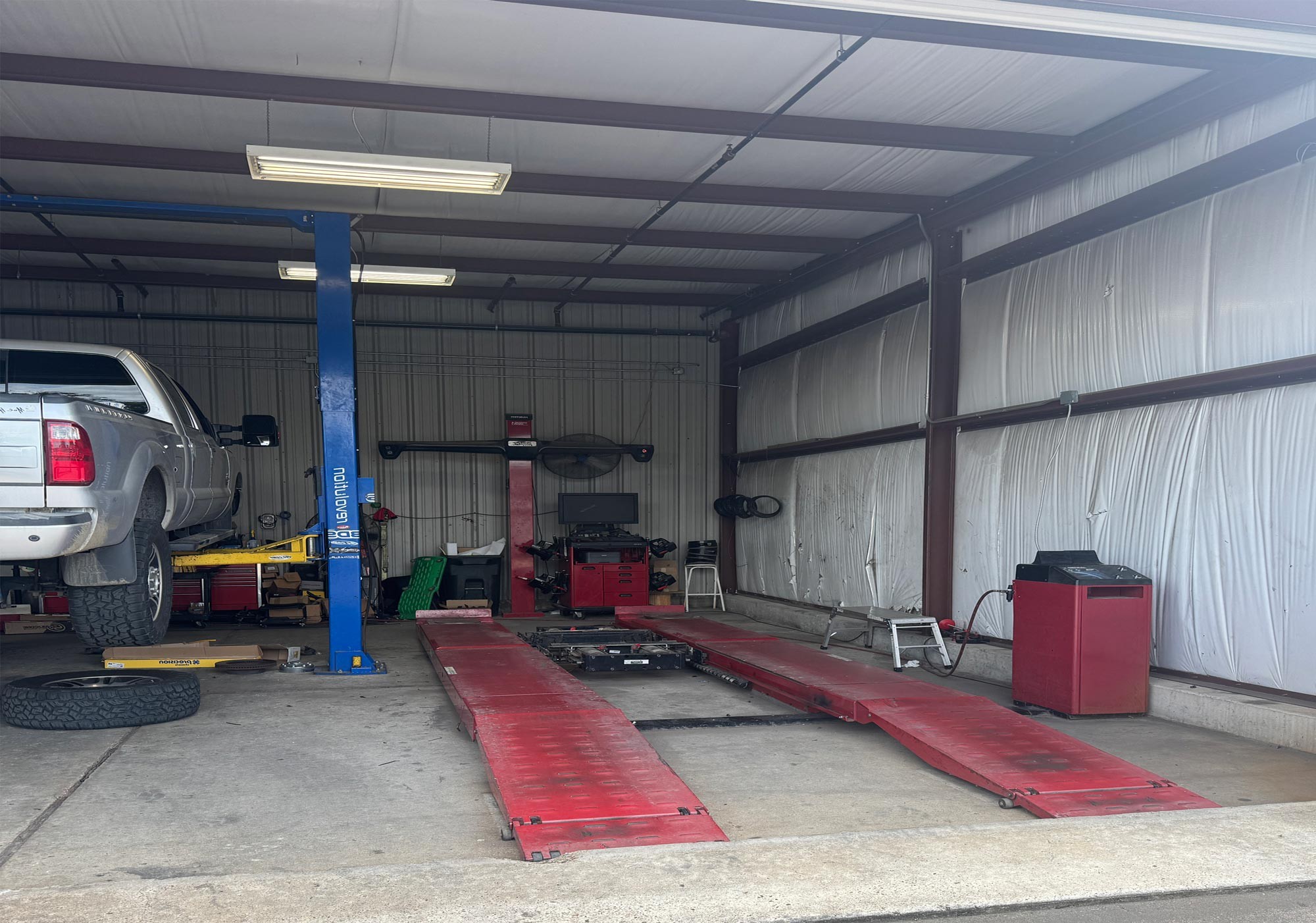 Wheel Alignments in Houston, TX – Expert Service at American Wheel and Tire