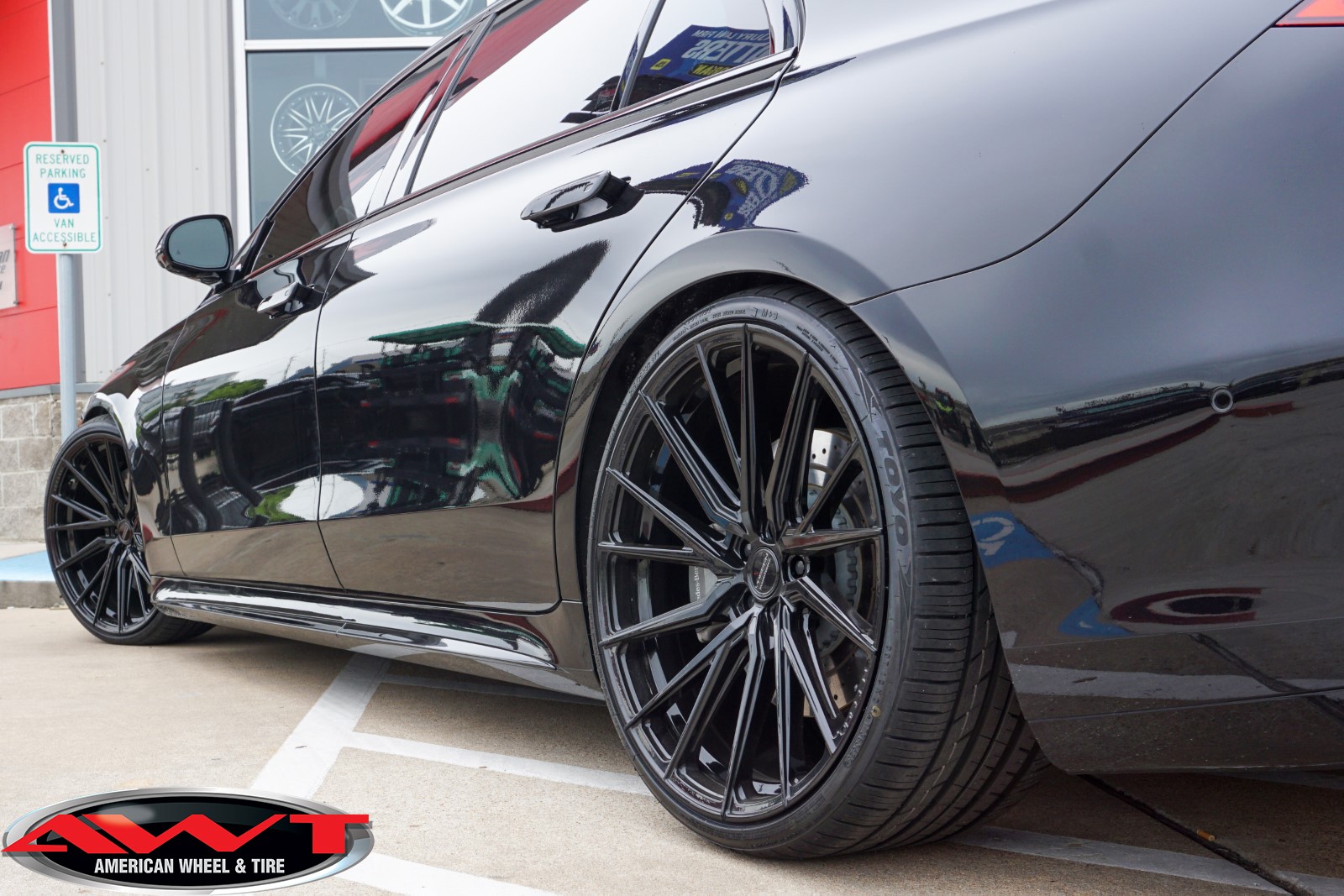 Black 2022 Mercedes S580