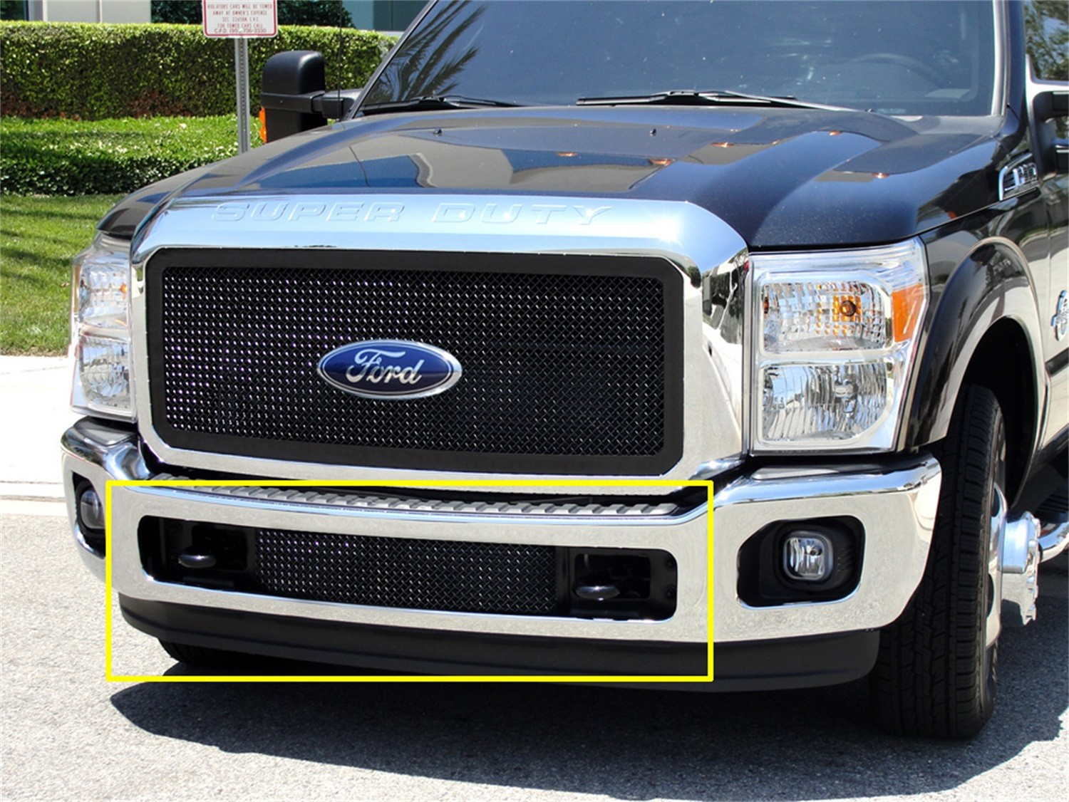 Upper Class Series Mesh Bumper Grille Insert