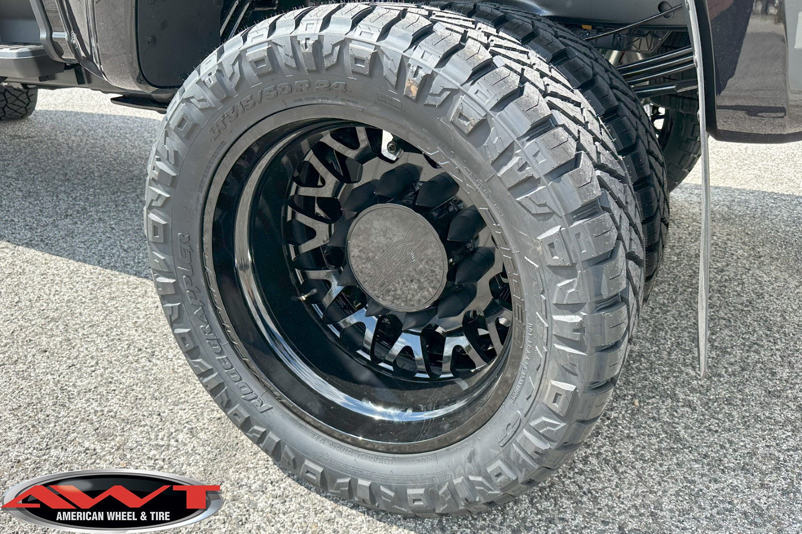 Black 2023 Ford F450 Dually